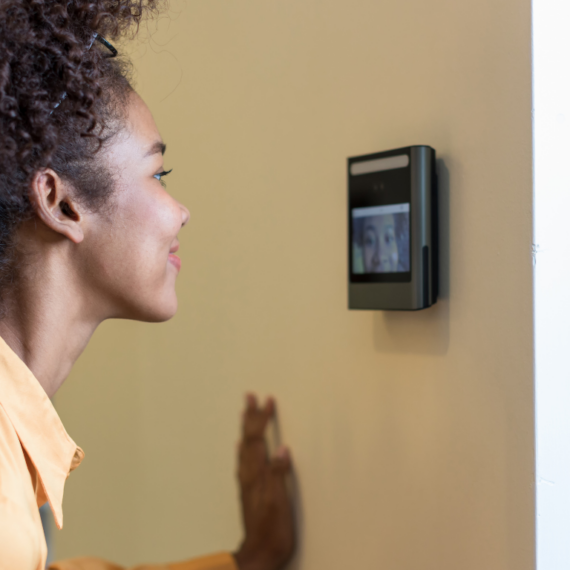 Panic Buttons & Lone Worker Alarms for Employee Safety